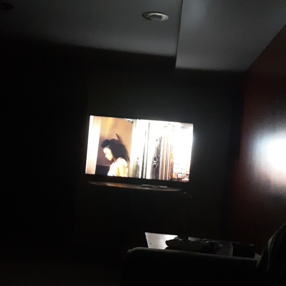 Samsung | Other | Samsung Smart Tv 62 In | Poshmark